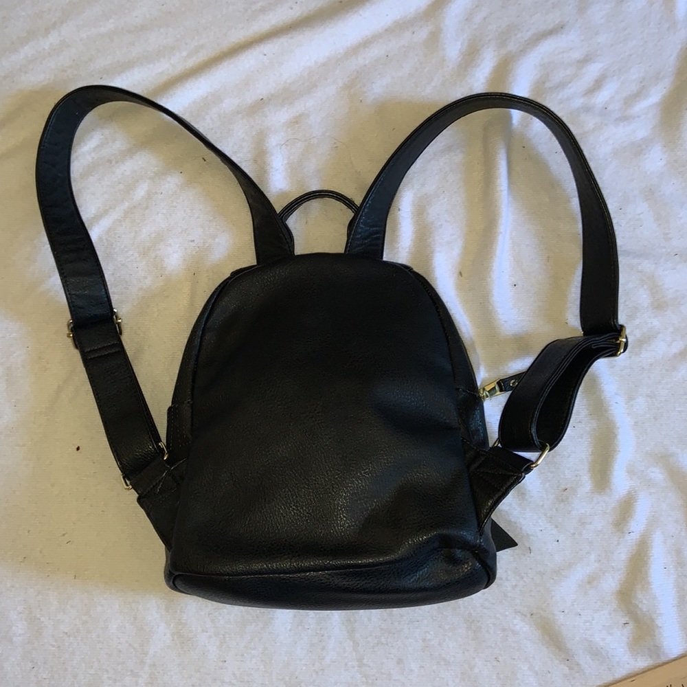 Steve Madden Signature Logo Backpack Black Leather Lo… - Gem